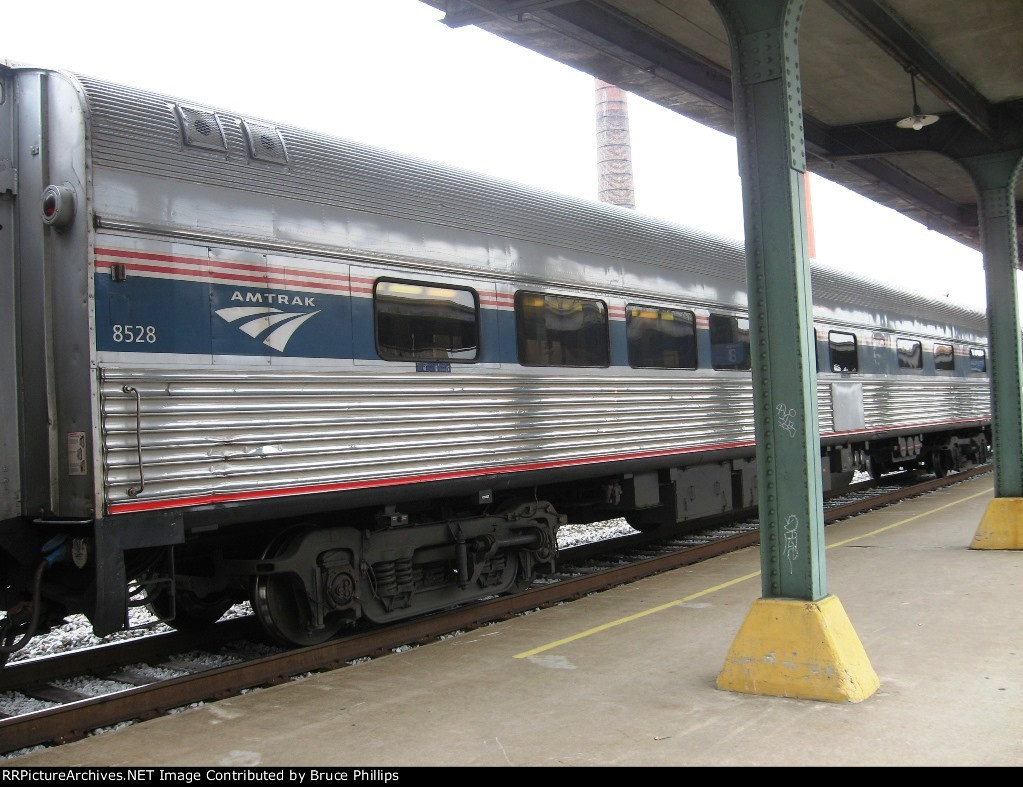 Amtrak Diner 8528 prior to departure on #20 Amtrak Crescent